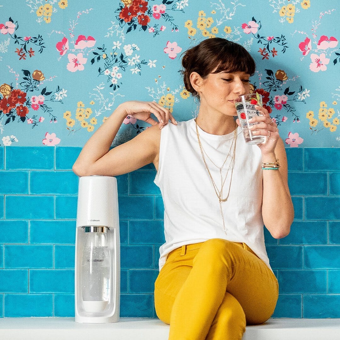 Does Carbonated Water Hydrate You Like Regular Water? - SodaStream