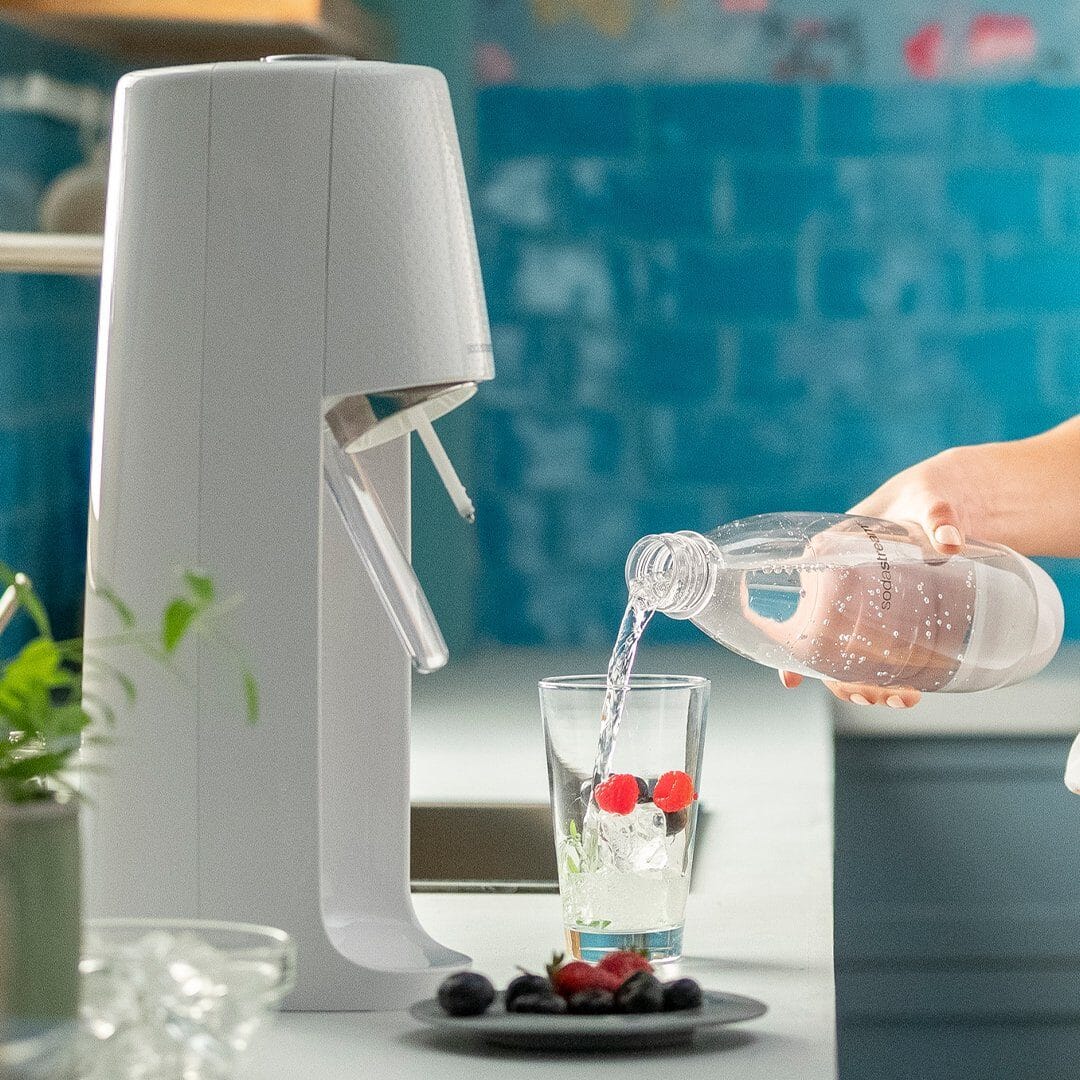 How Is Water Carbonated? Everything You Need to Know - SodaStream